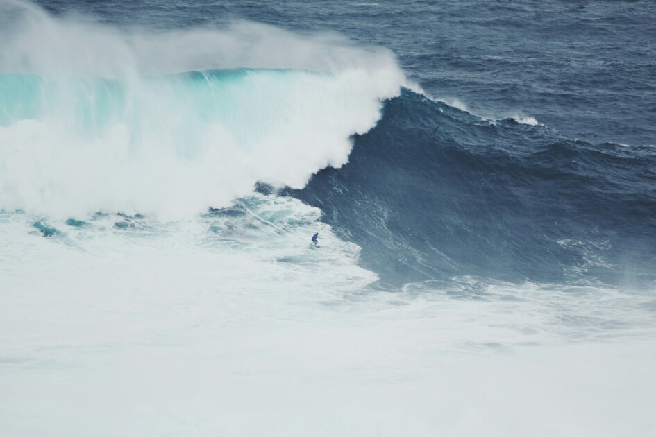 The 5 Most Dangerous Waves in the World - My Wave Finder
